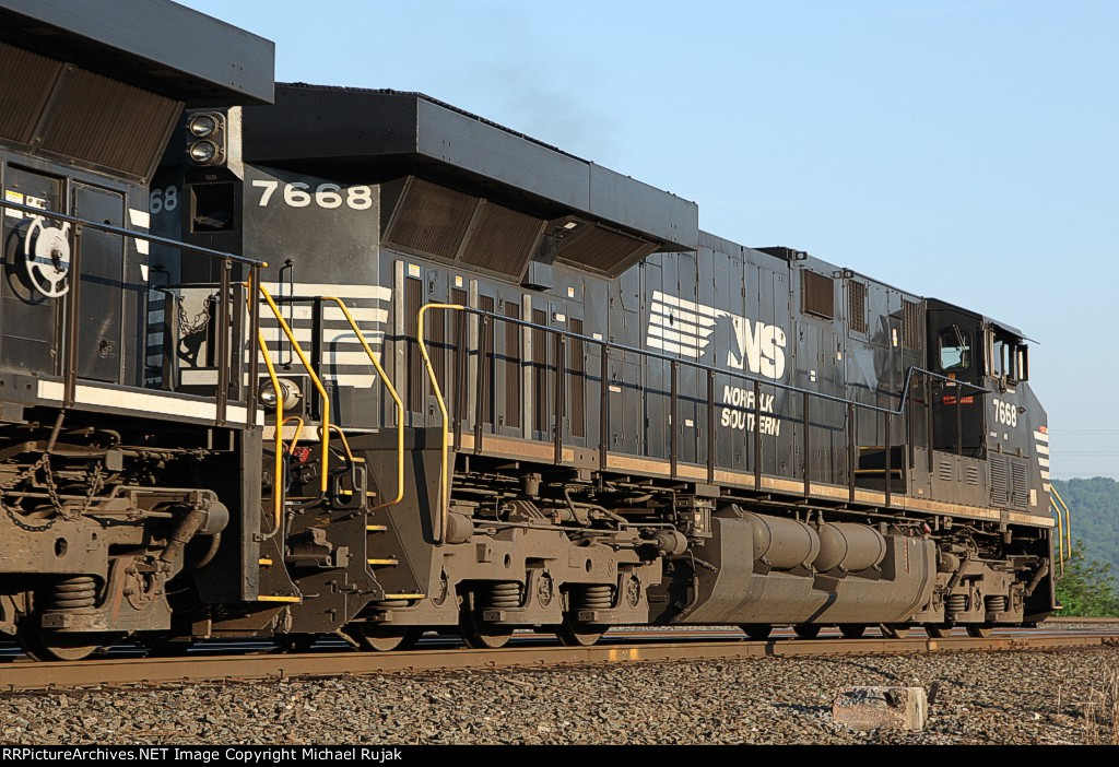 NS 7668